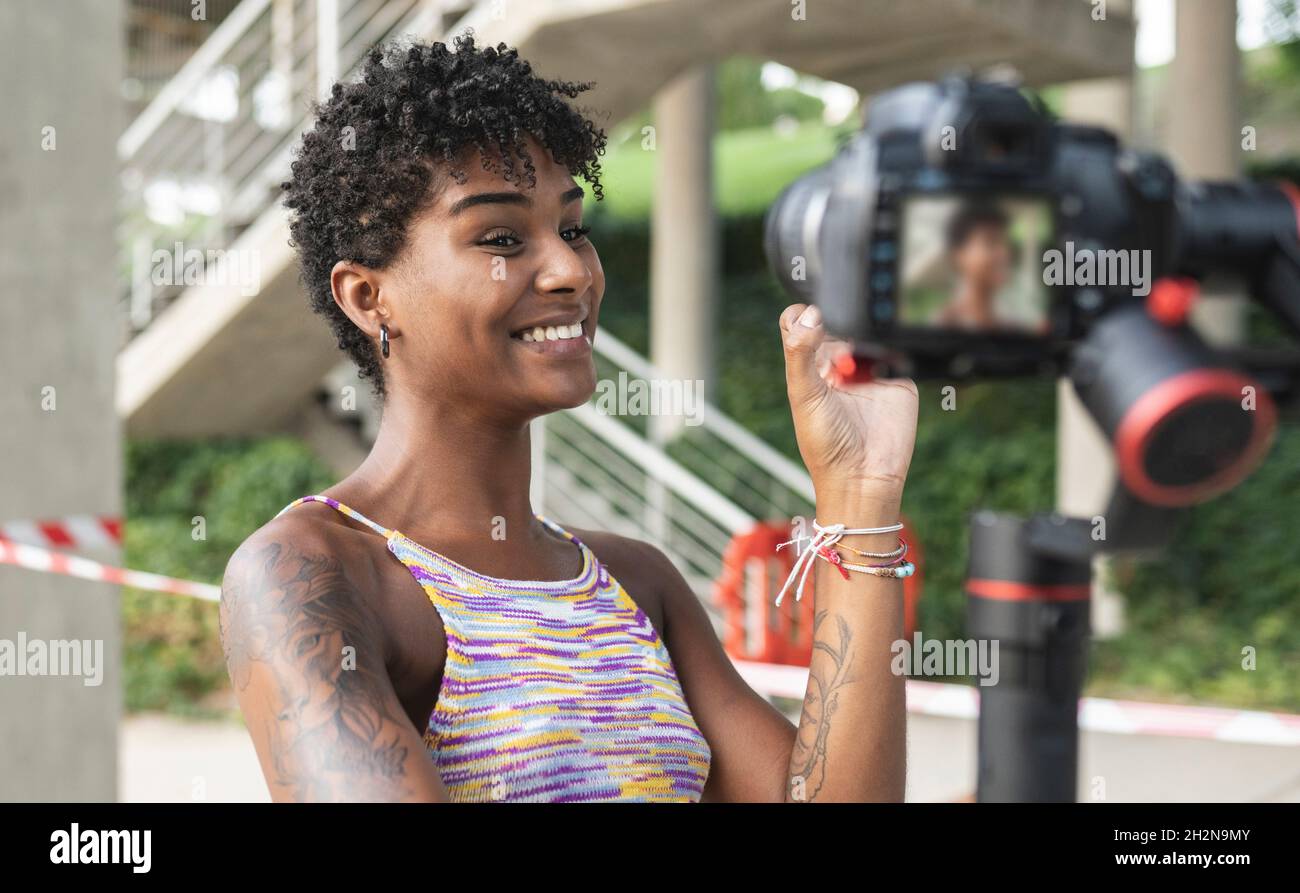 Filming camera hi-res stock photography and images - Alamy