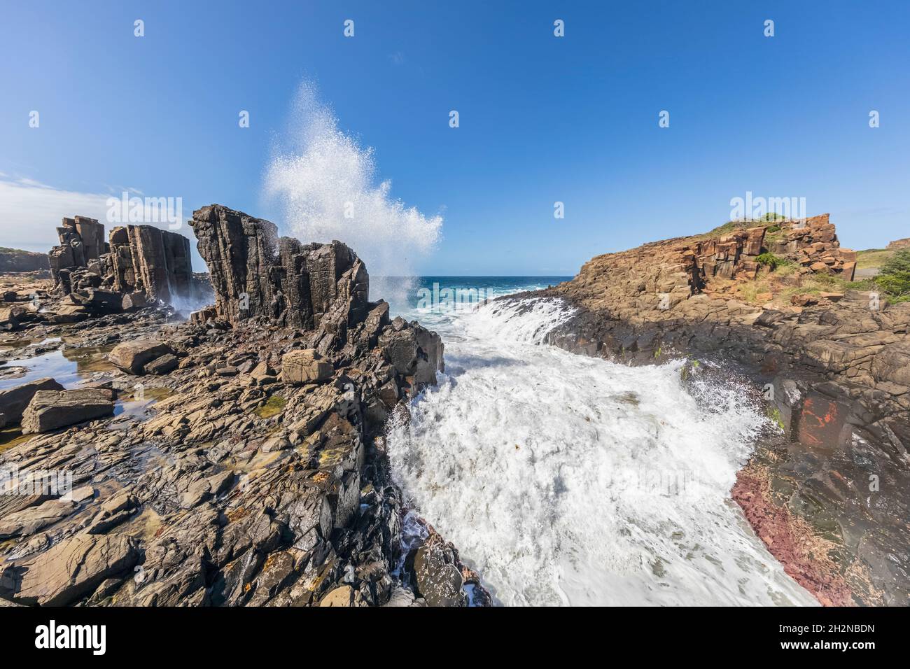 Bombo headland quarry geological site hi-res stock photography and ...