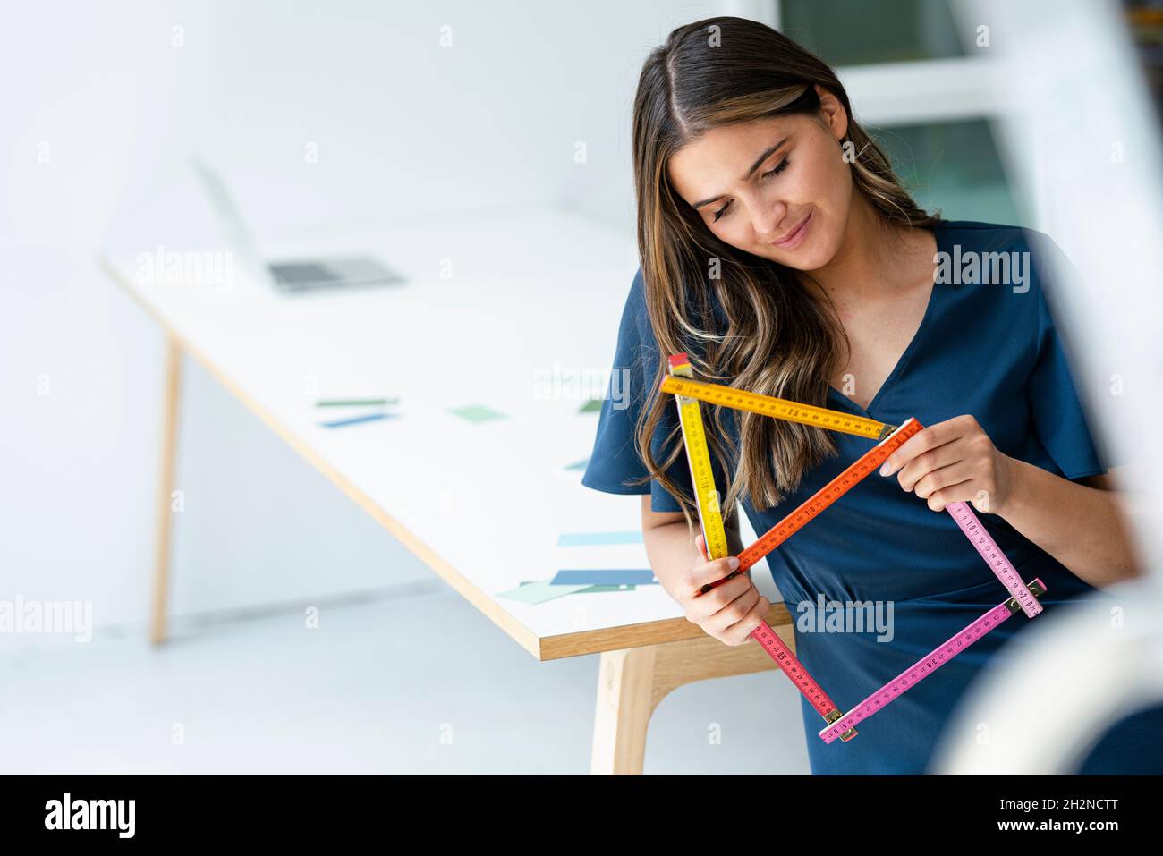 Architect ruler hi-res stock photography and images - Alamy