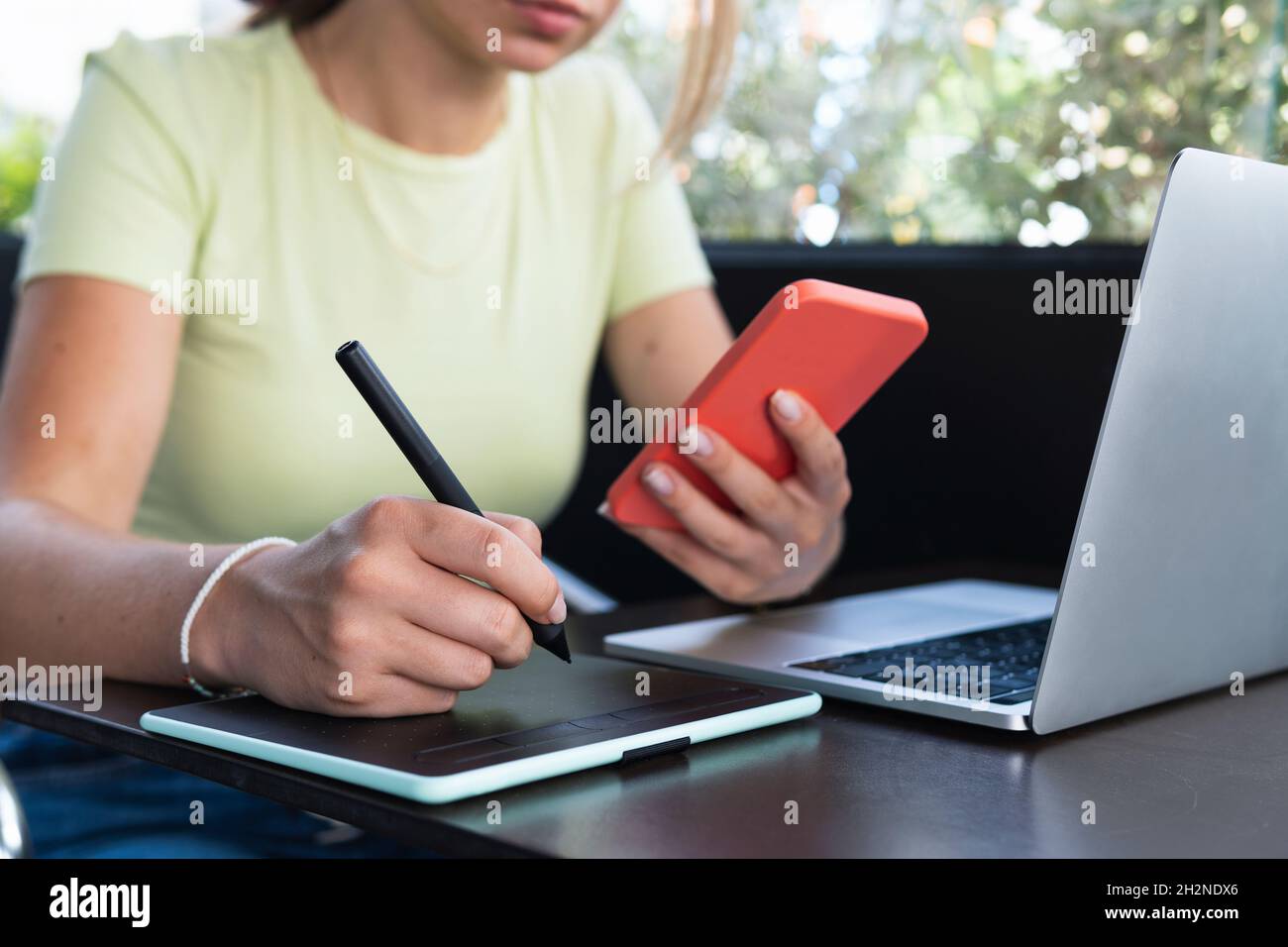 Digitized education hi-res stock photography and images - Alamy