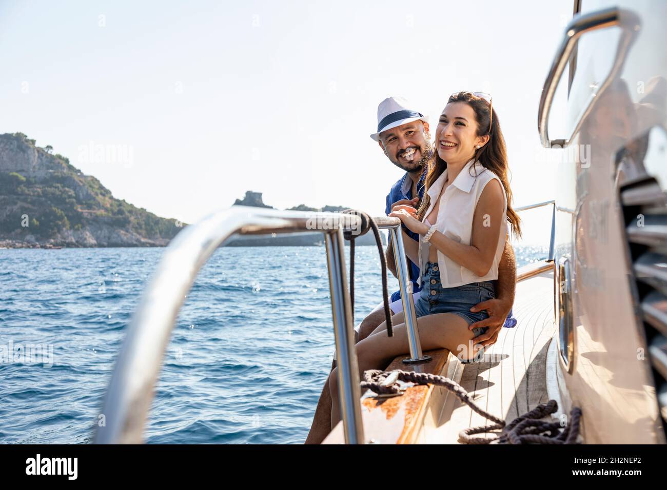 Couple motorboating hi-res stock photography and images - Alamy