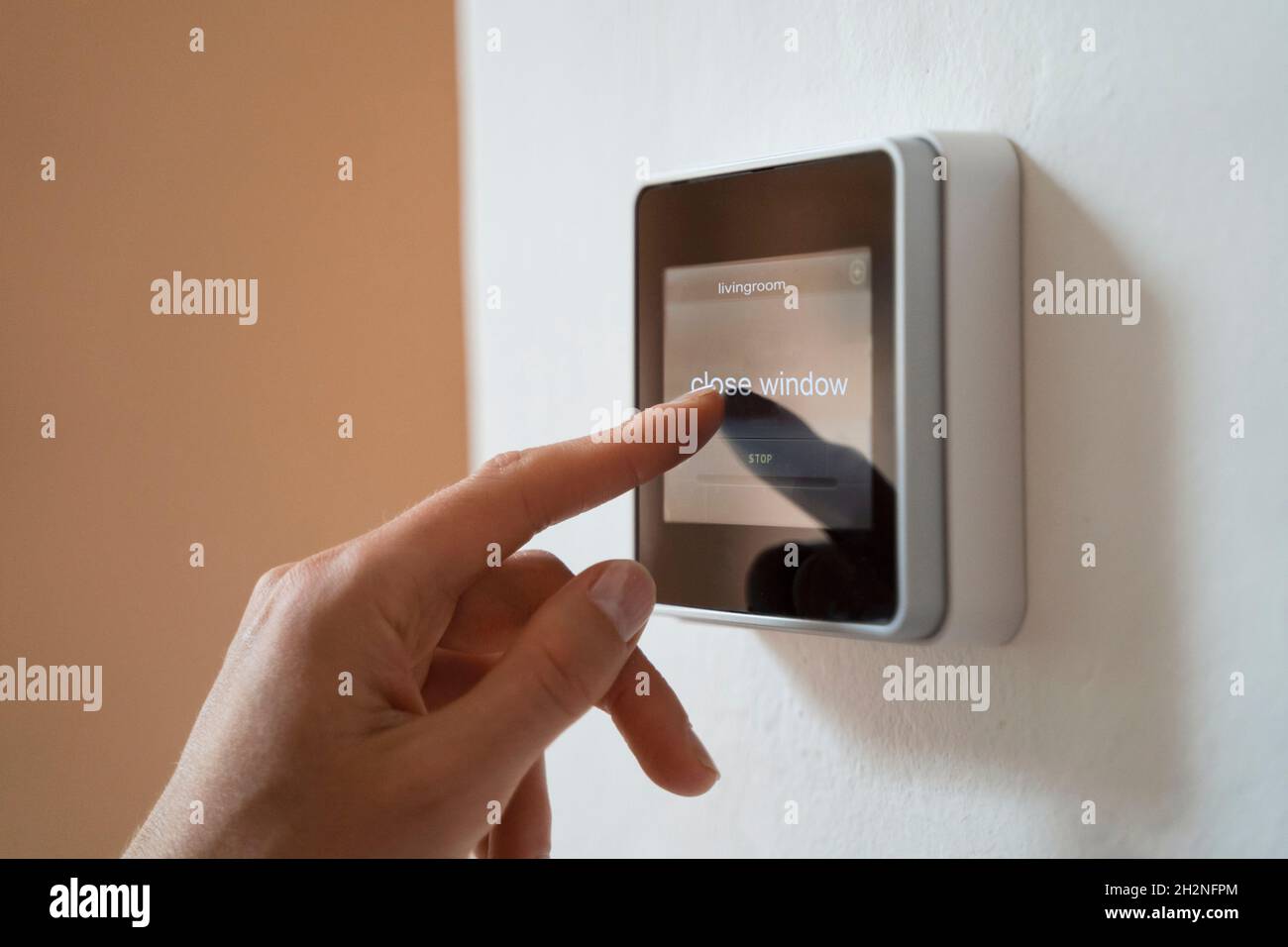 Smart home automation hi-res stock photography and images - Alamy