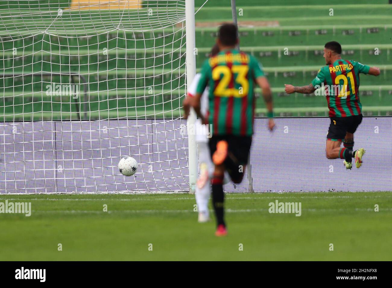 Partipilo hi-res stock photography and images - Alamy