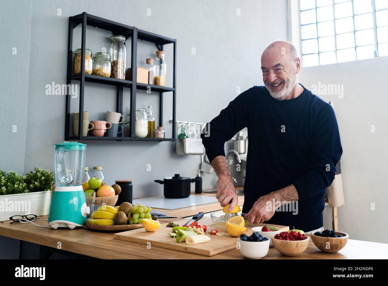 Juicer man hi-res stock photography and images - Alamy