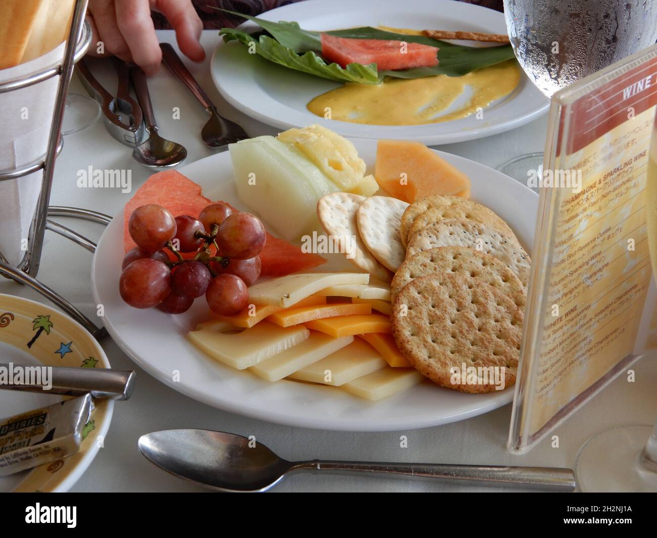 Hawaiian sunset dinner cruise hi-res stock photography and images - Alamy