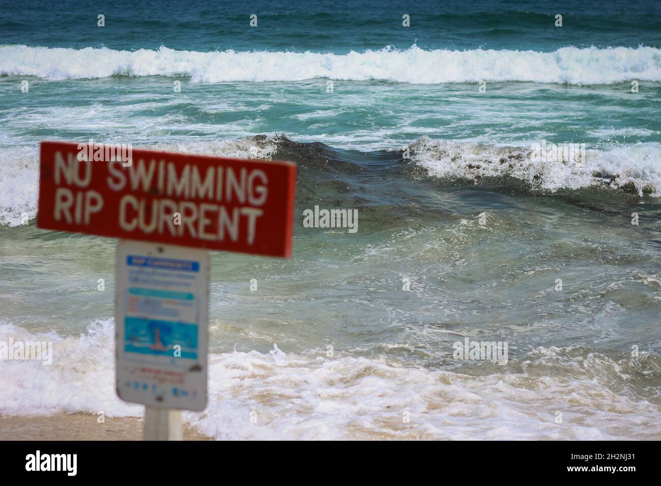 Rip current hi-res stock photography and images - Alamy
