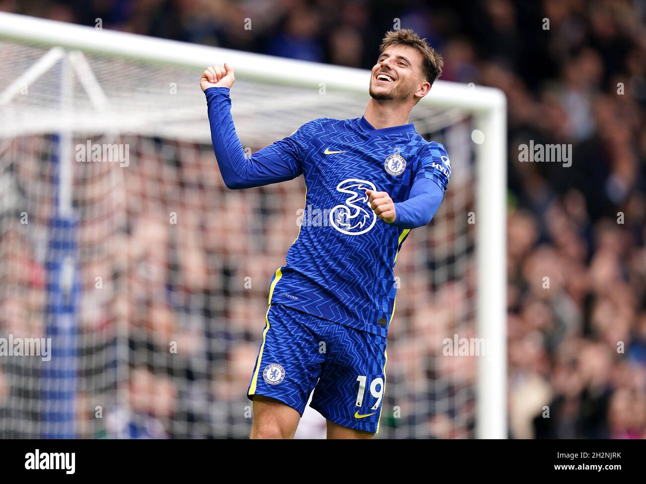 Mason mount celebration hi-res stock photography and images - Alamy