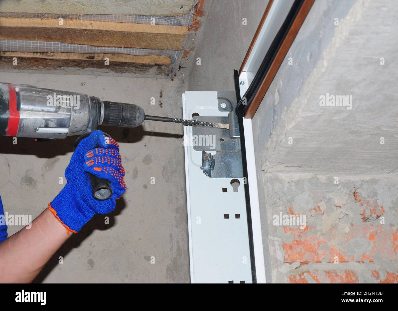 Cost install hi-res stock photography and images - Alamy