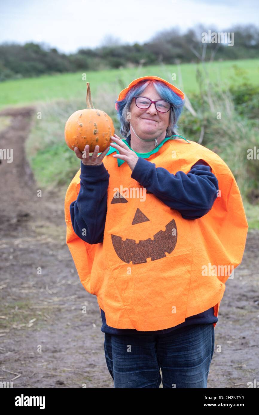 Lady dressed in a pumpkin costume hi-res stock photography and images ...