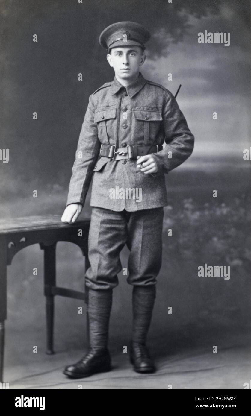 British light infantry cap hi-res stock photography and images - Alamy