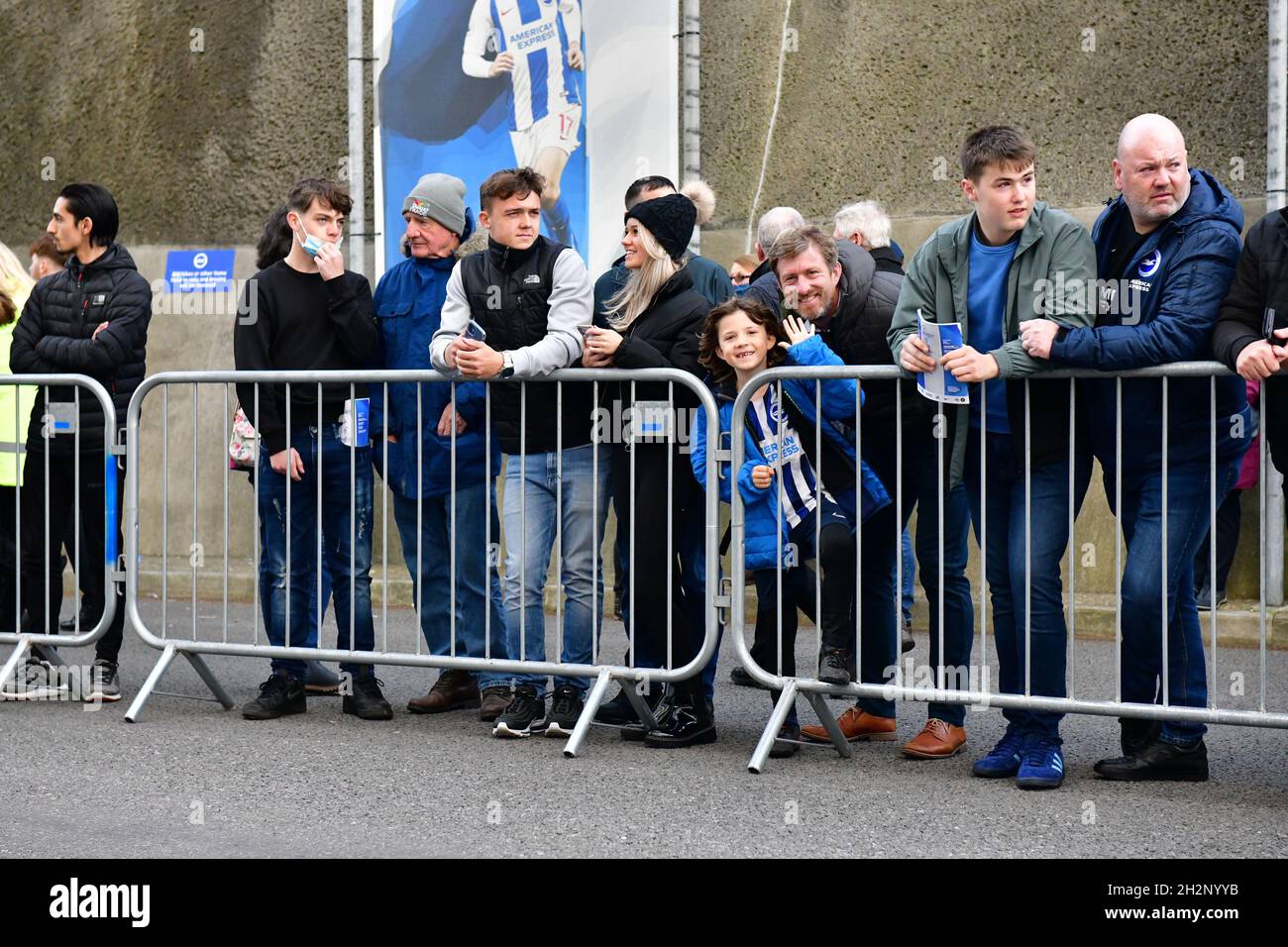 Football soccer england team arrival hi-res stock photography and ...