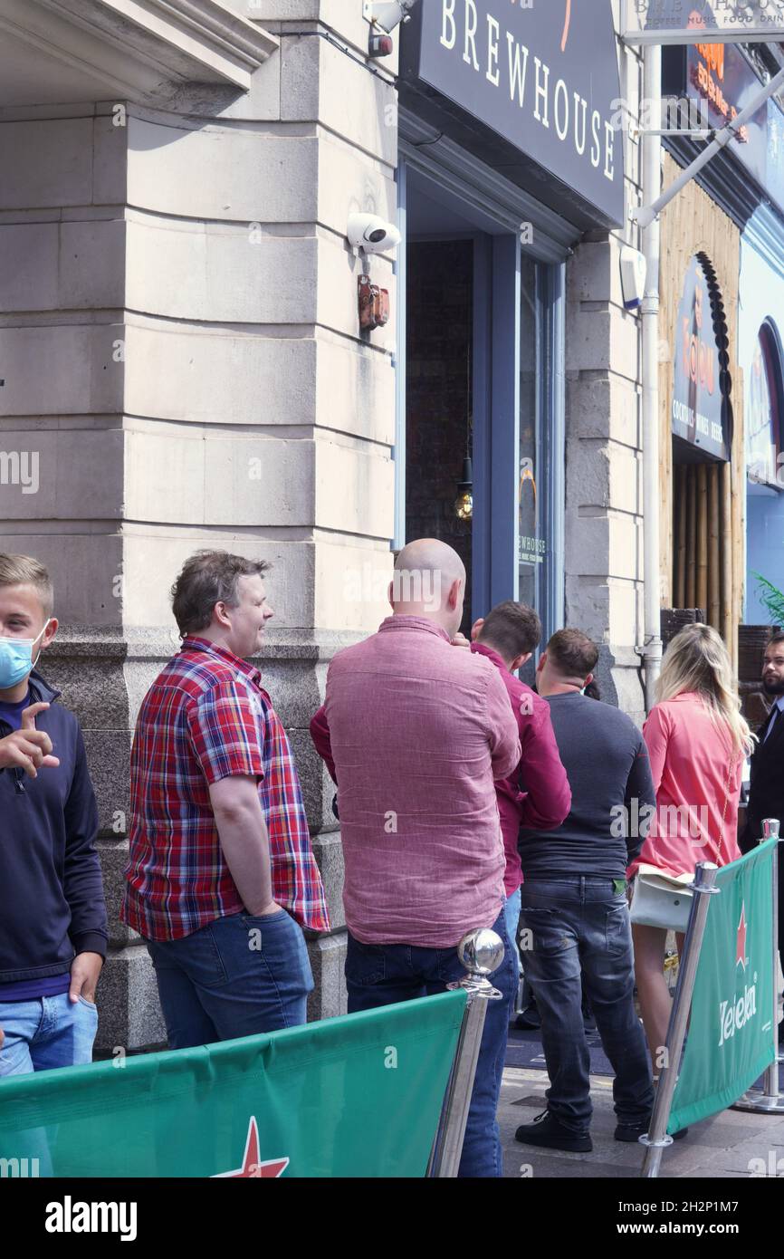 Cardiff, Wales, July 30th 2021: People are back in the city of Cardiff ...