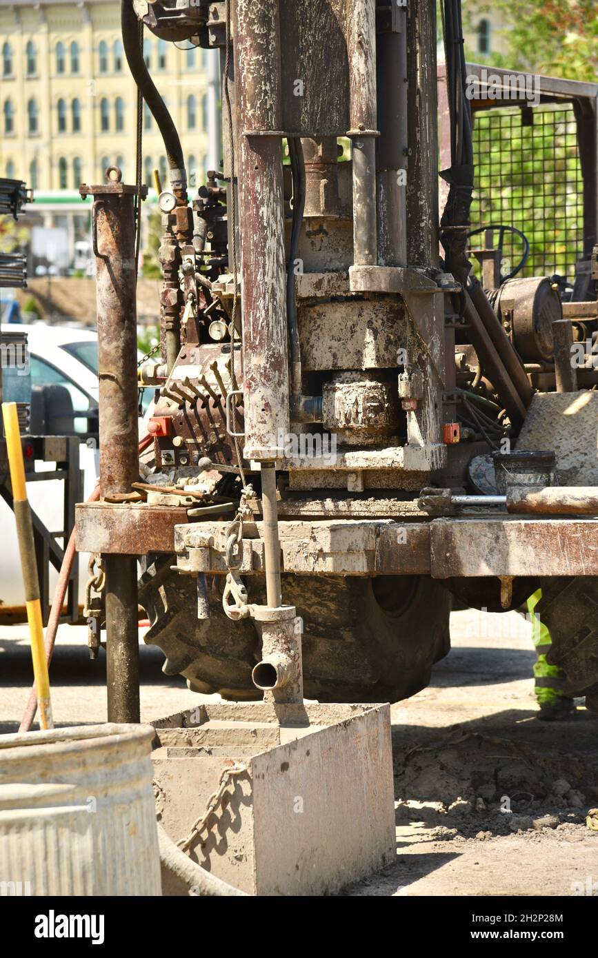 Rotary drilling rig hi-res stock photography and images - Alamy