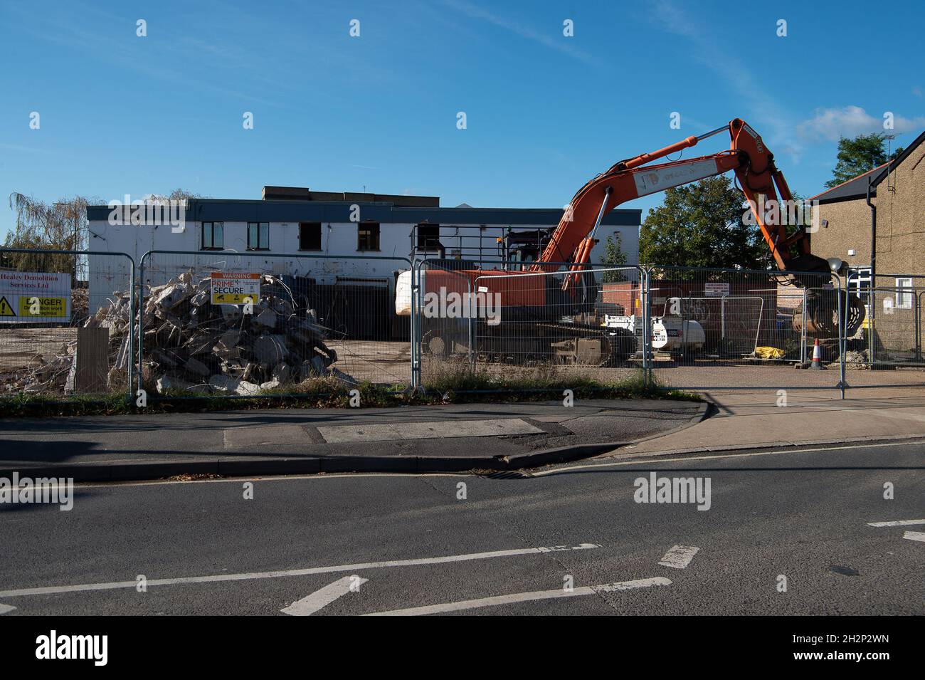 Cippenham, Slough, Berkshire, UK. 21st October, 2021. A former tyre and ...