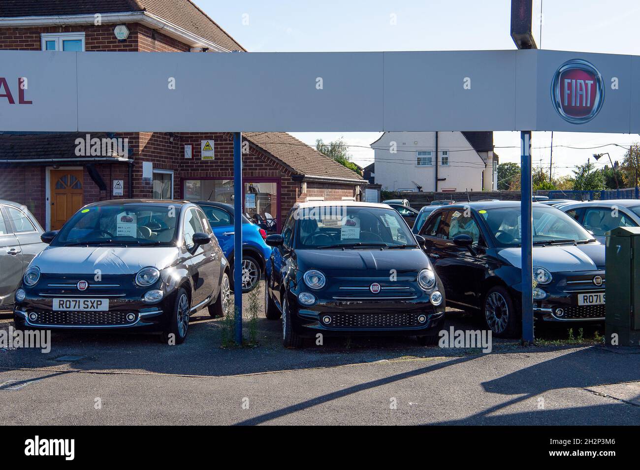Many car dealerships hi-res stock photography and images - Alamy