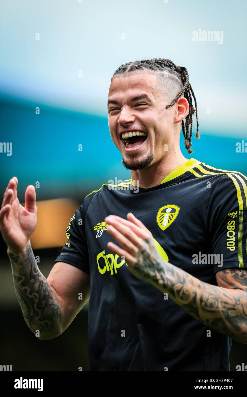 Kalvin Phillips #23 of Leeds United laughing during the warm up Stock ...