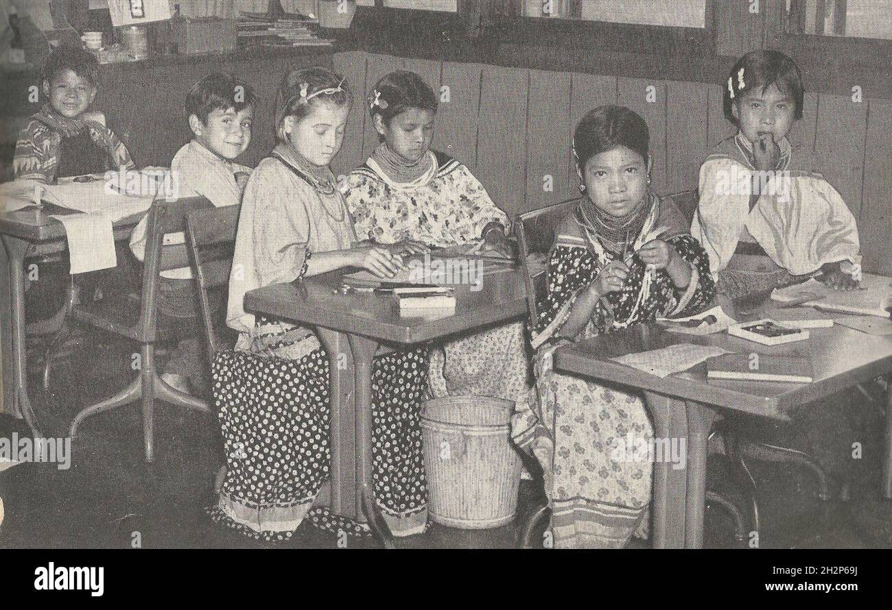 Native American children attending school in Florida. Members of ...