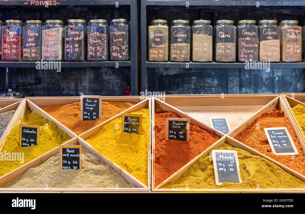 French food market les halles hi-res stock photography and images - Alamy