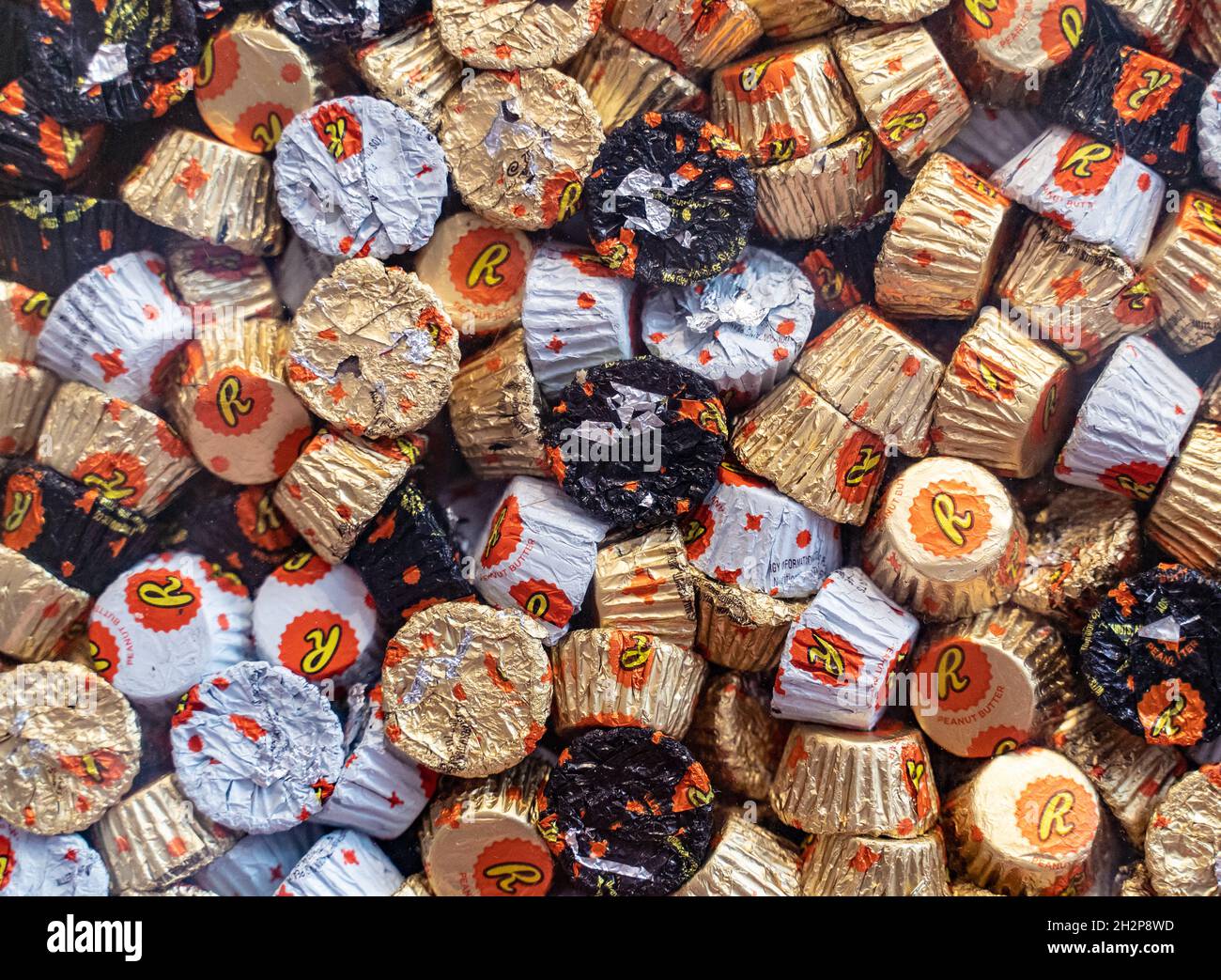 Hershey, Pennsylvania – October 15, 2021: Hershey Mini Reese's Peanut ...