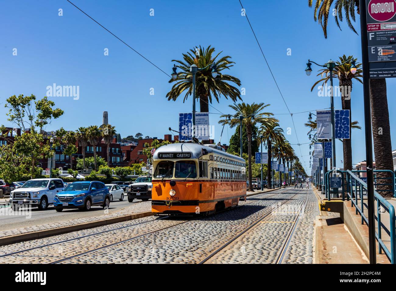 UNITED-STATES, CALIFORNIA, SAN FRANCISCO. CABLE CAR Stock Photo - Alamy