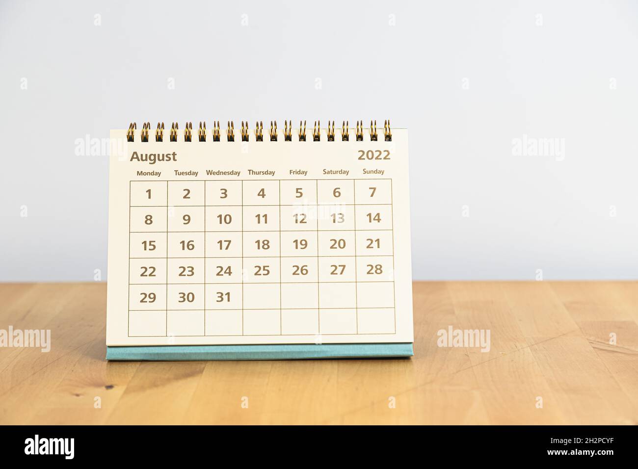 Calendar 2022 year planner hi-res stock photography and images - Alamy