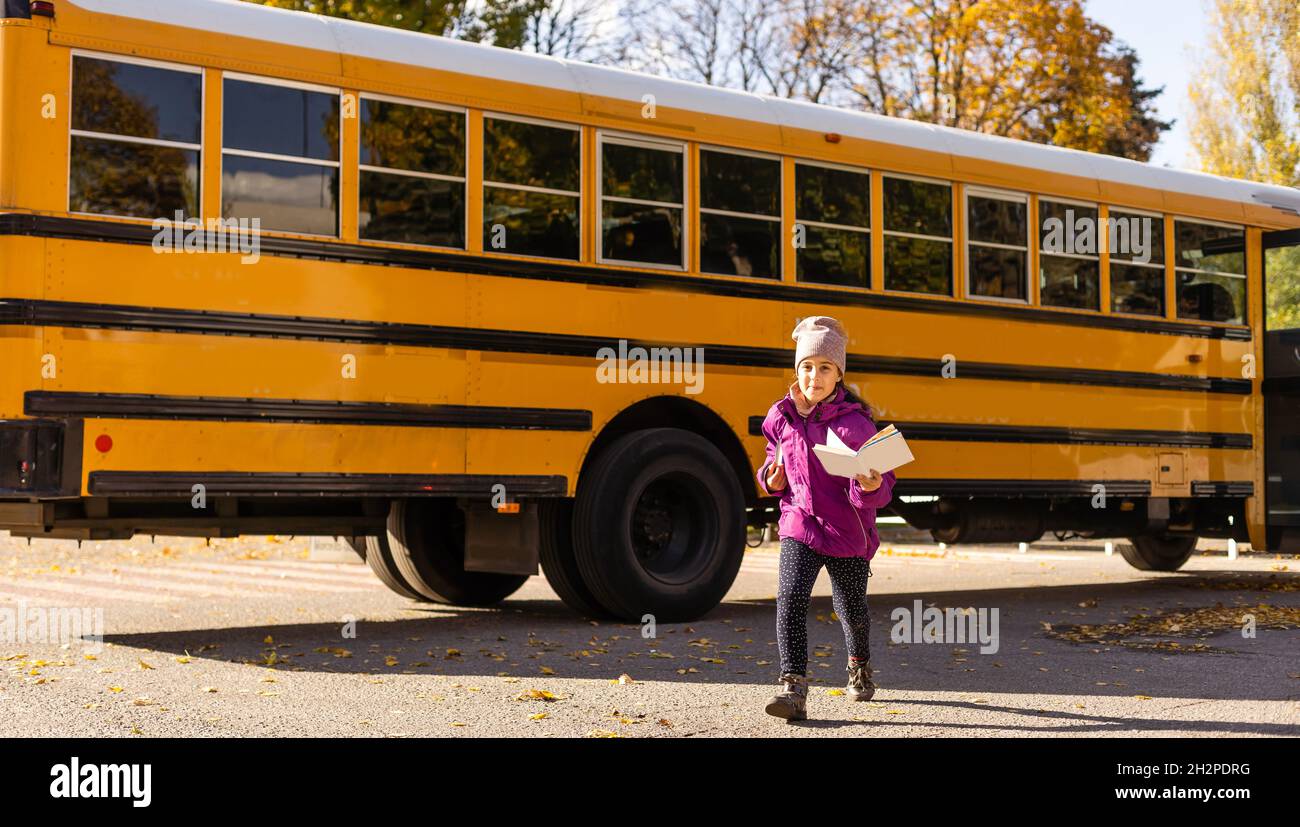Little big girl bus hi-res stock photography and images - Alamy