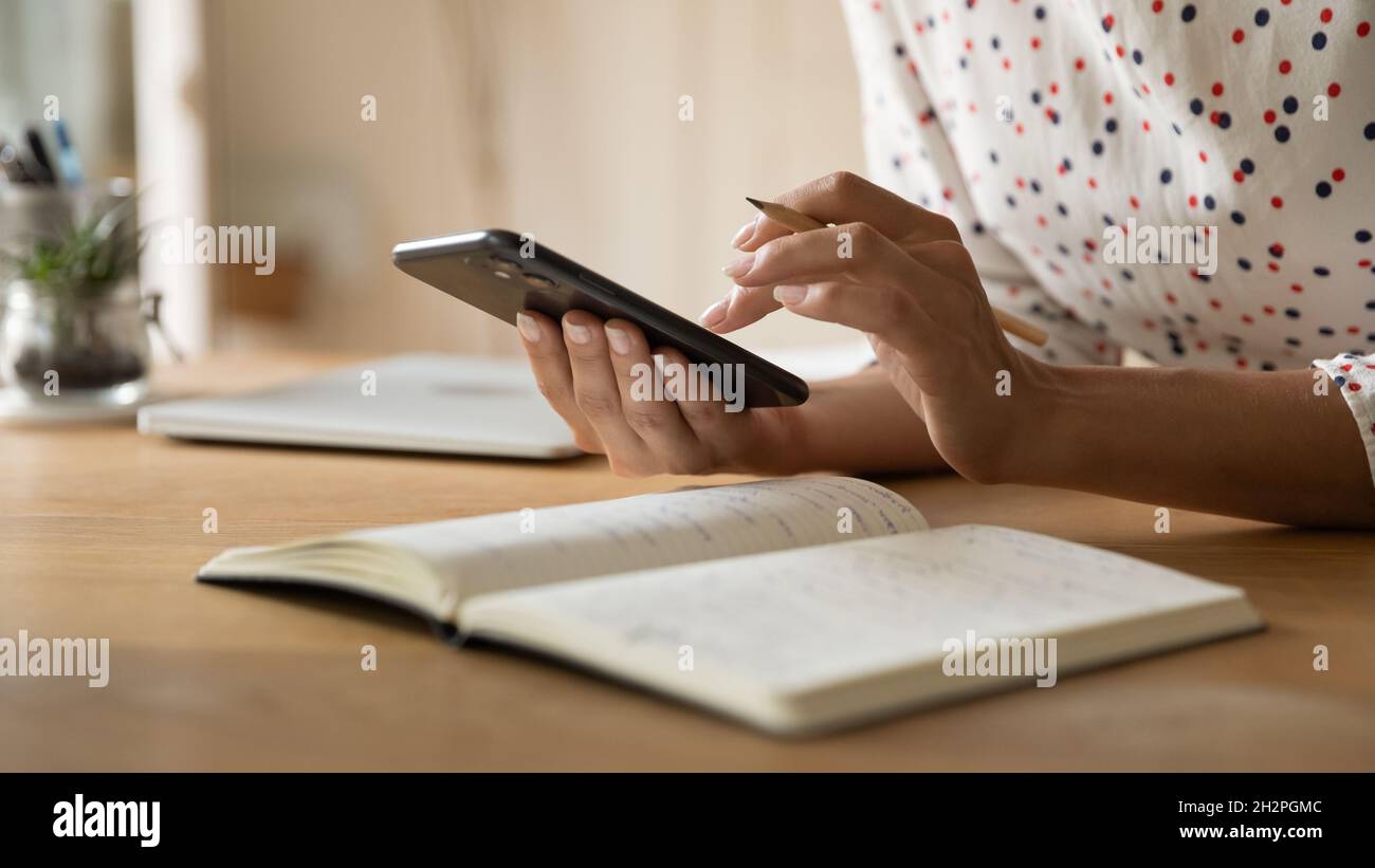 Closeup woman hands making notes hi-res stock photography and images ...