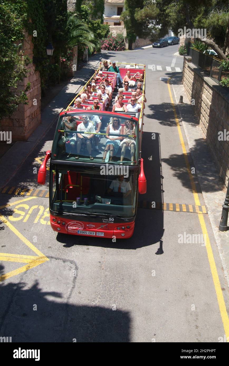 Palma de mallorca sightseeing bus hi-res stock photography and images ...