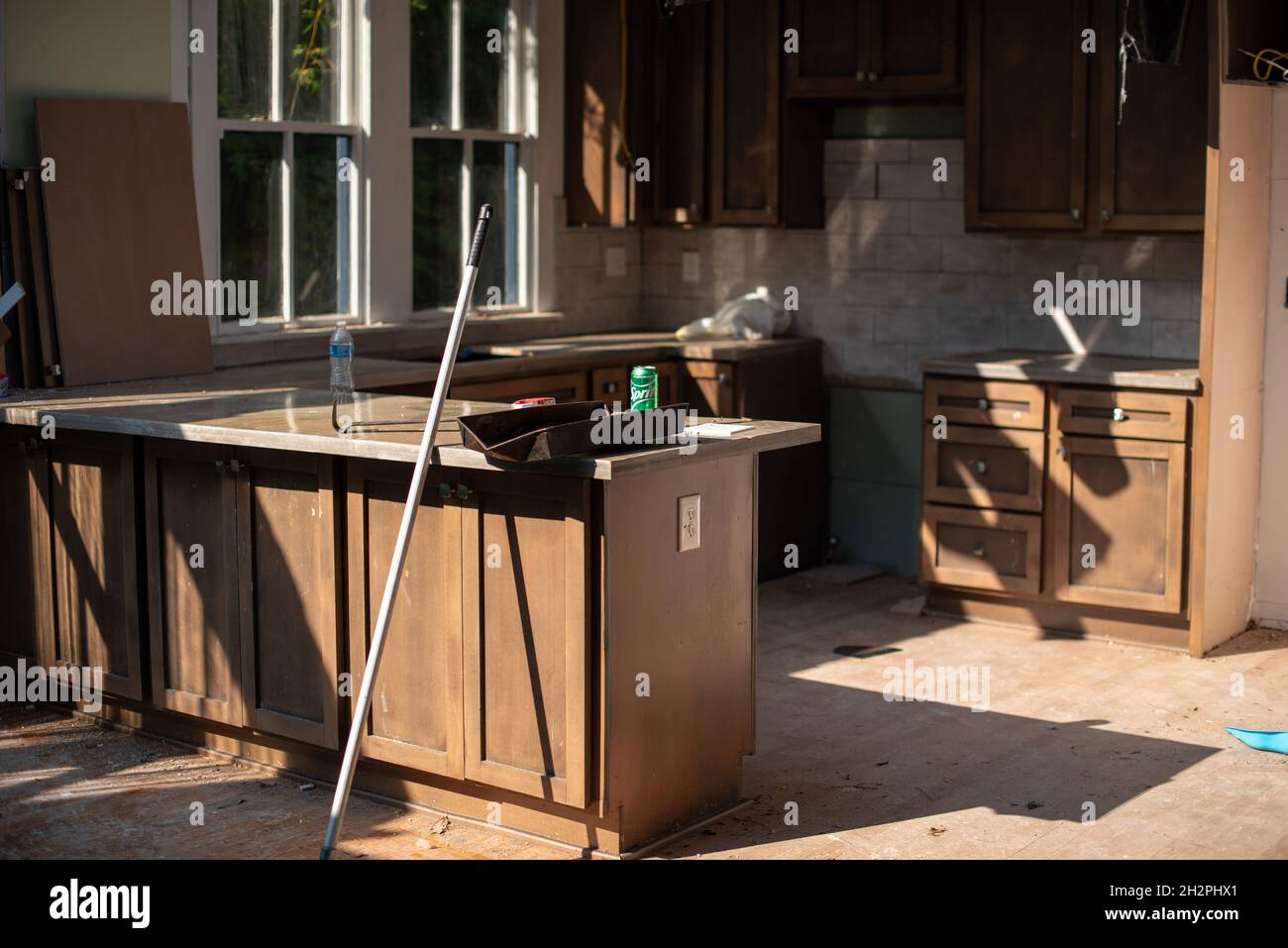 Kitchen wreckage hi-res stock photography and images - Alamy