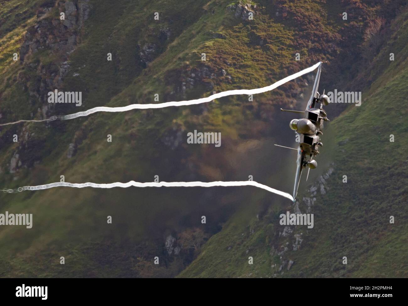 USAF F-15E Strike Eagle from RAF Lakenheathlow level flying sortie in ...