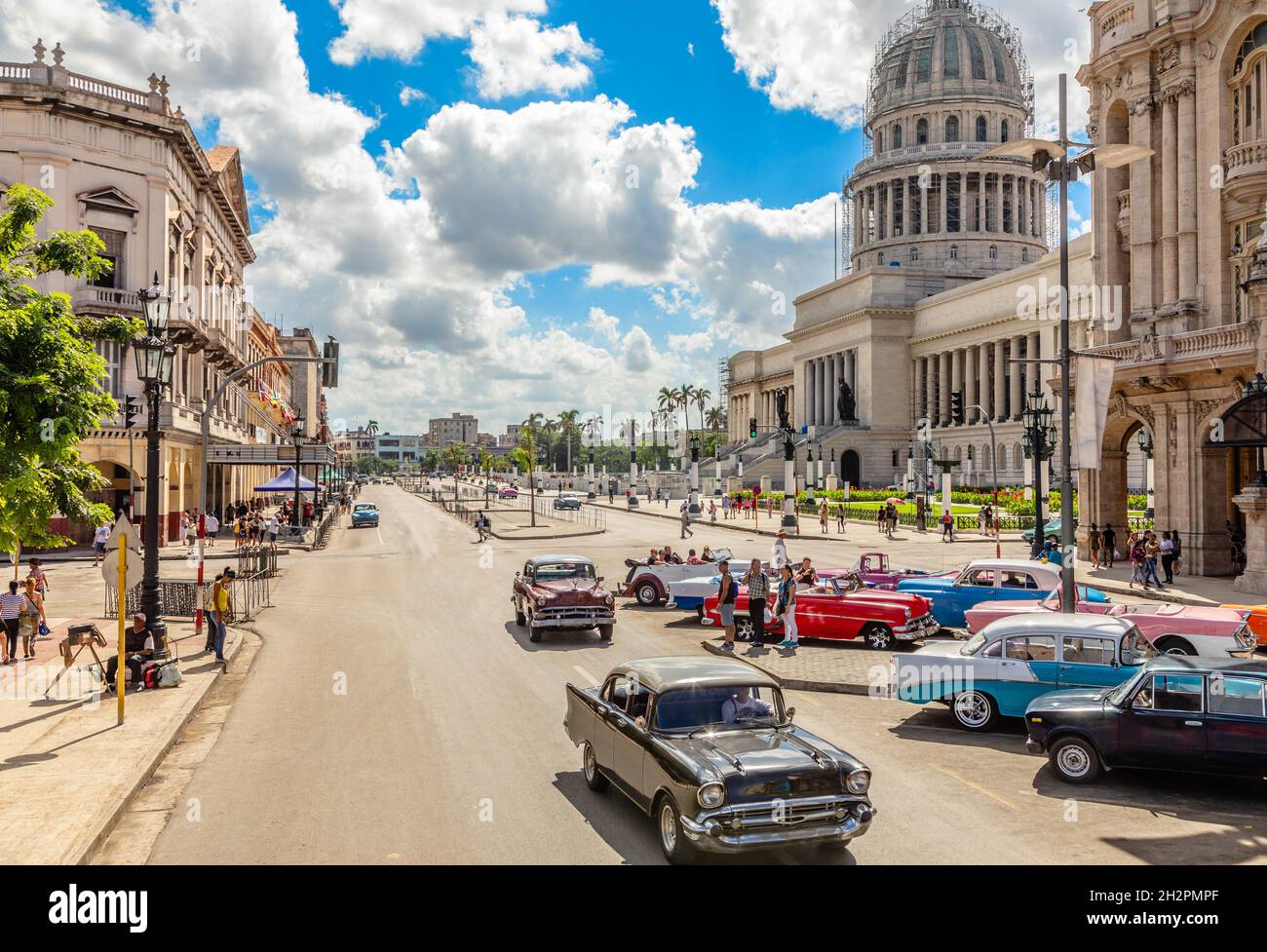 1950s cuba architecture hi-res stock photography and images - Alamy