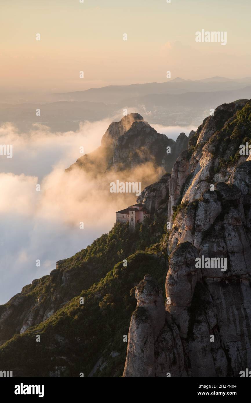 Montserrat santa cova hi-res stock photography and images - Alamy