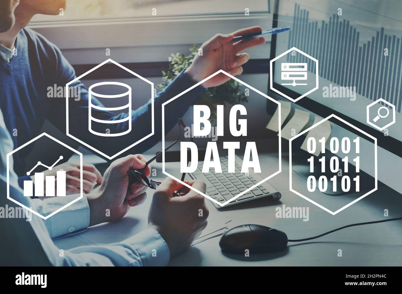 Big data analytics icons hi-res stock photography and images - Alamy