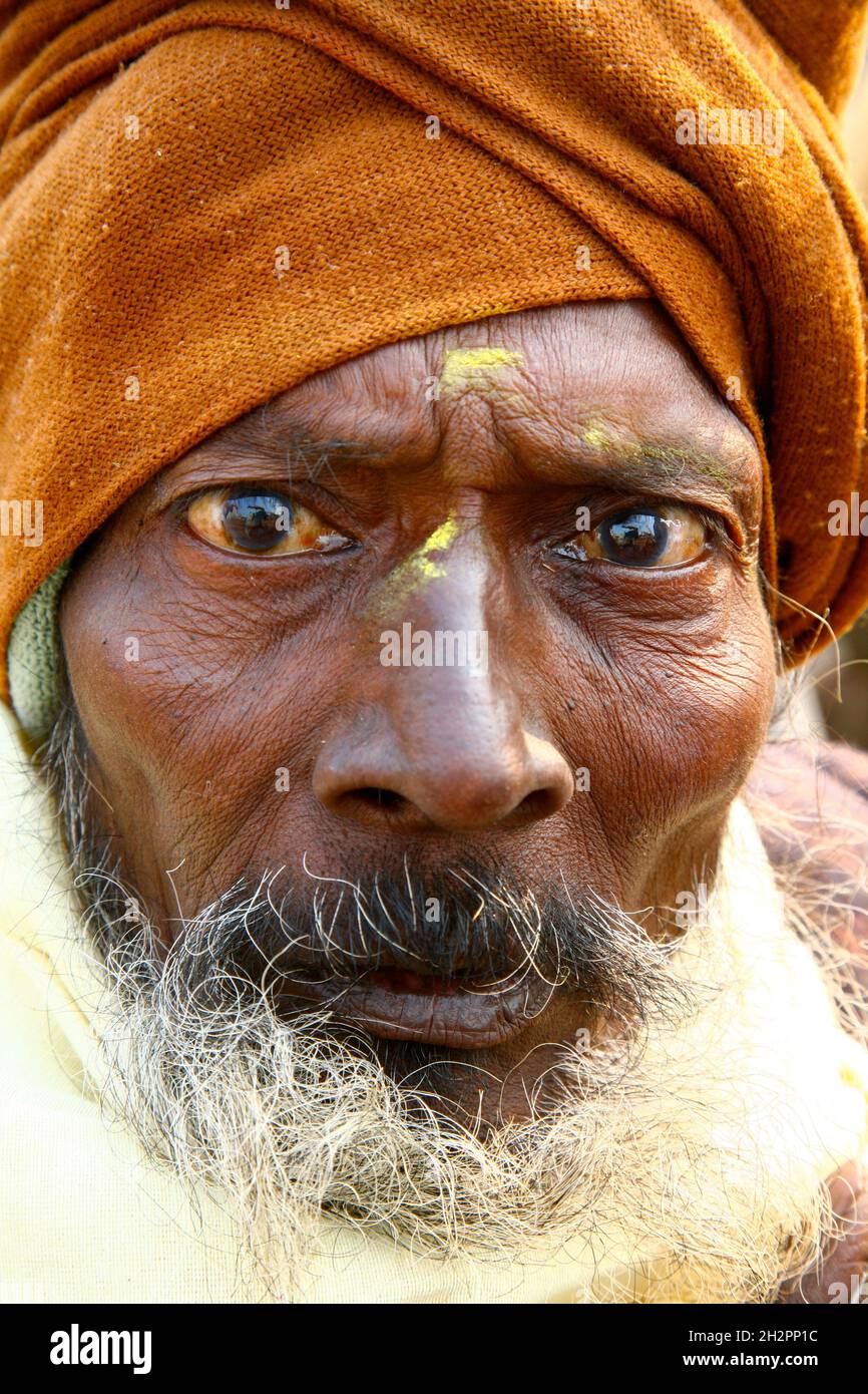 INDIA. VARANASI (BENARES). PILGRIM Stock Photo - Alamy