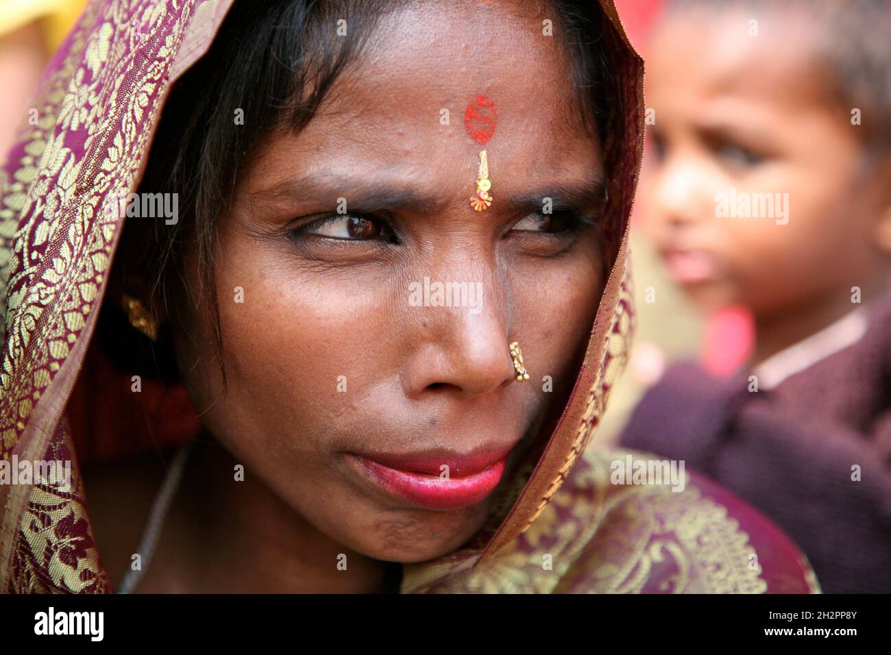 INDIA. VARANASI (BENARES). WOMAN Stock Photo - Alamy