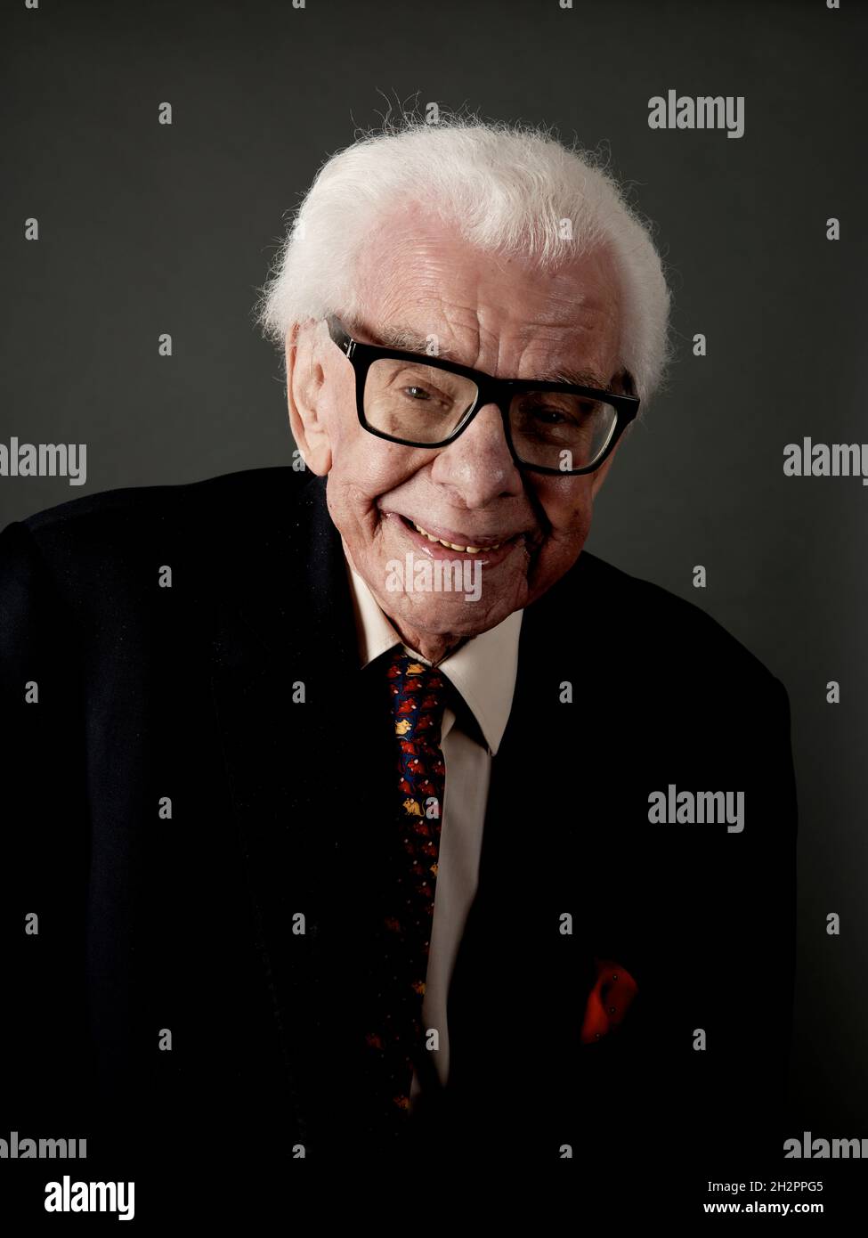 Barry cryer portrait hi-res stock photography and images - Alamy