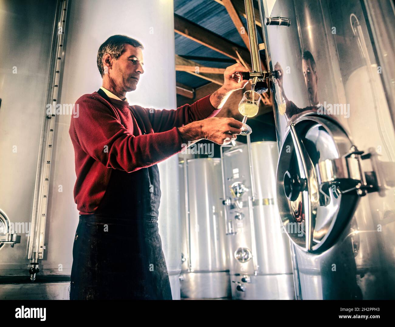 New techniques hi-res stock photography and images - Alamy