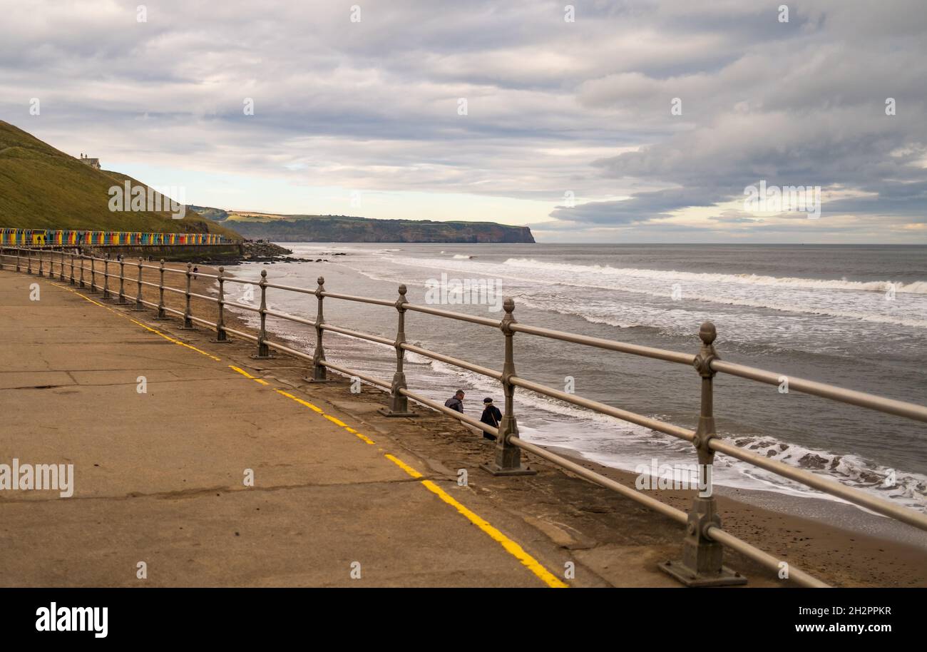 Whitby esplanade hi-res stock photography and images - Alamy