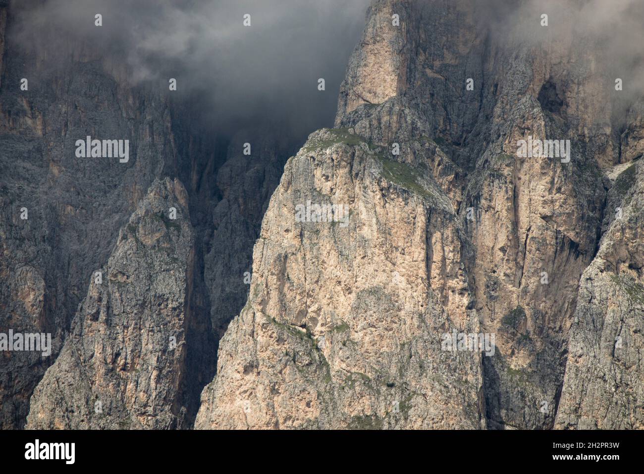 texture of dolomite in italian Tyrol Stock Photo - Alamy