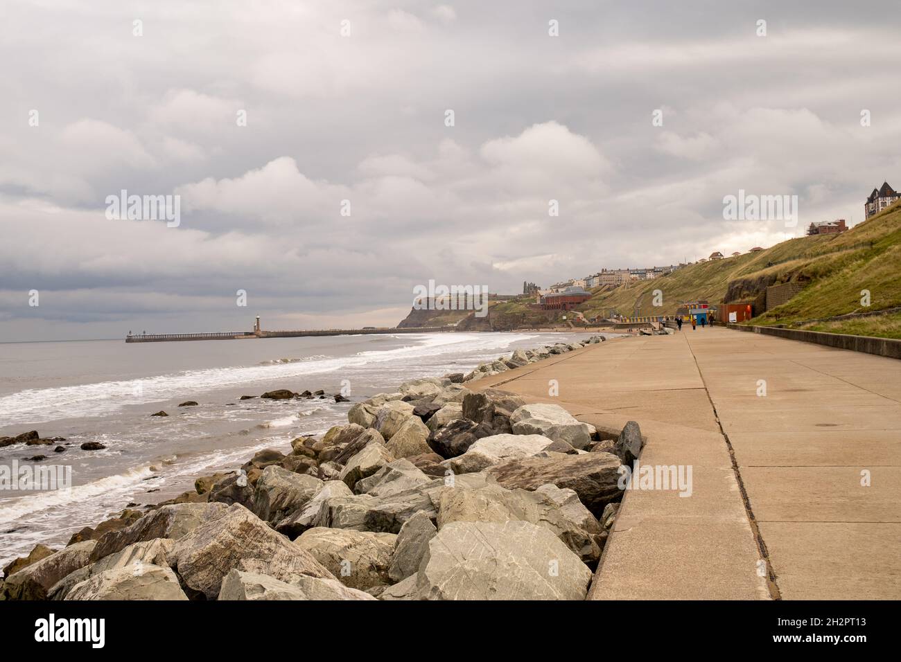 Whitby esplanade hi-res stock photography and images - Alamy
