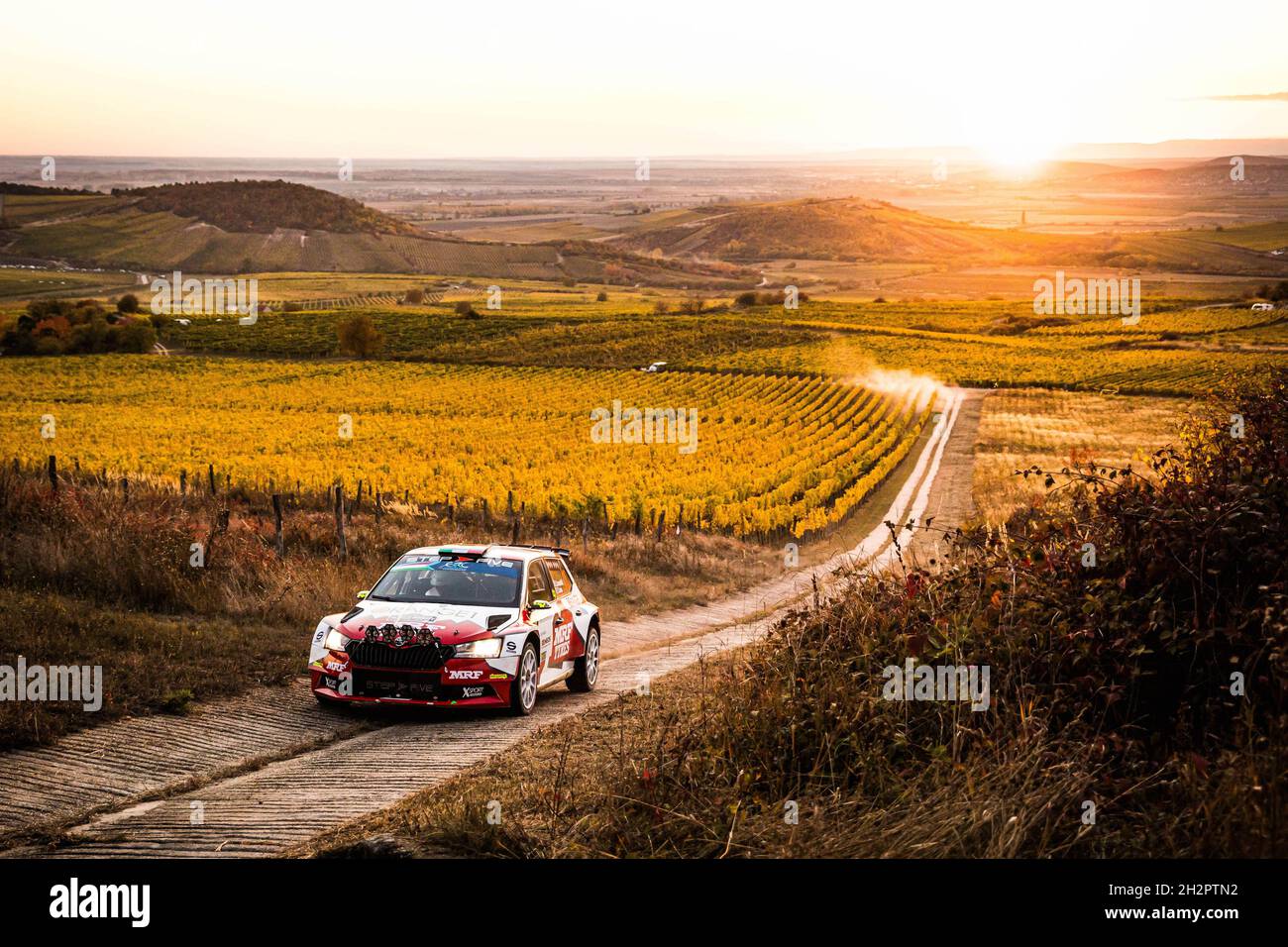 15 CAMPEDELLI Simone (ITA), CANTON Tania (ITA), TEAM MRF Tyres, Skoda ...