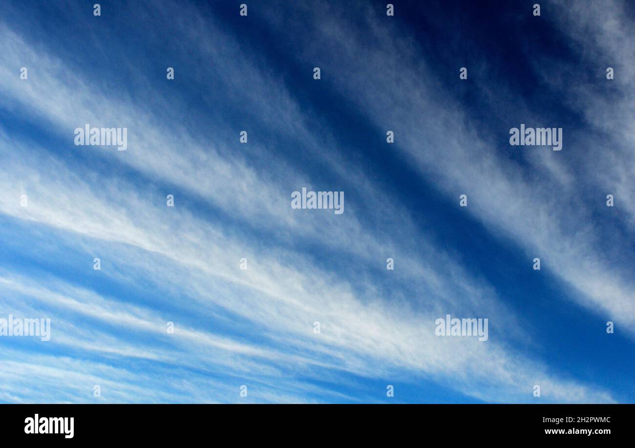 Cirrus cloud cirrus hi-res stock photography and images - Alamy