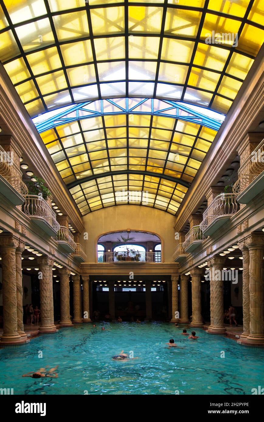 Europa, Ungarn, Budapest, Gellért-Bad | Hungary, Budapest; Gellért-Bath ...