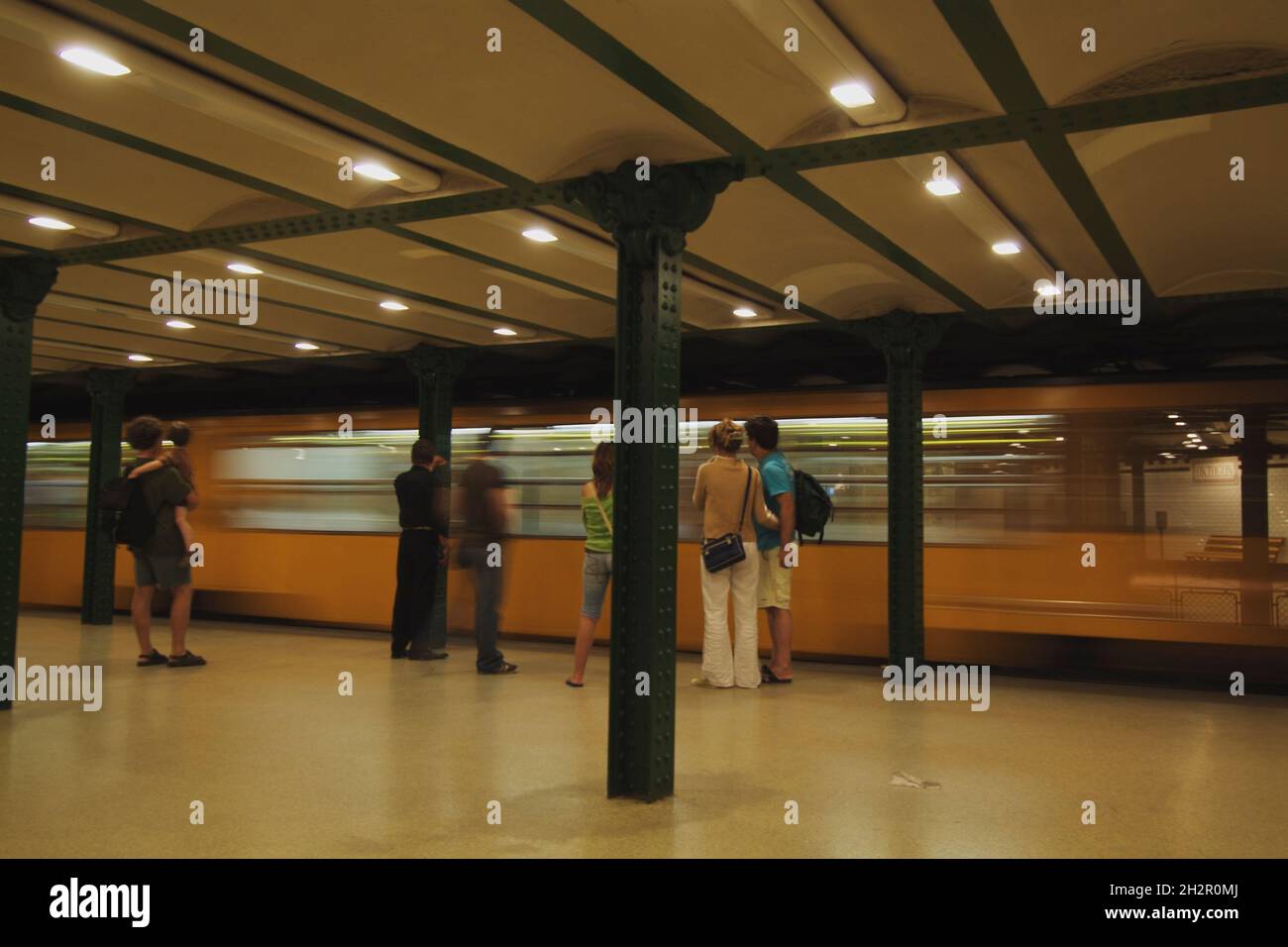 U bahn linie m1 station hi-res stock photography and images - Alamy