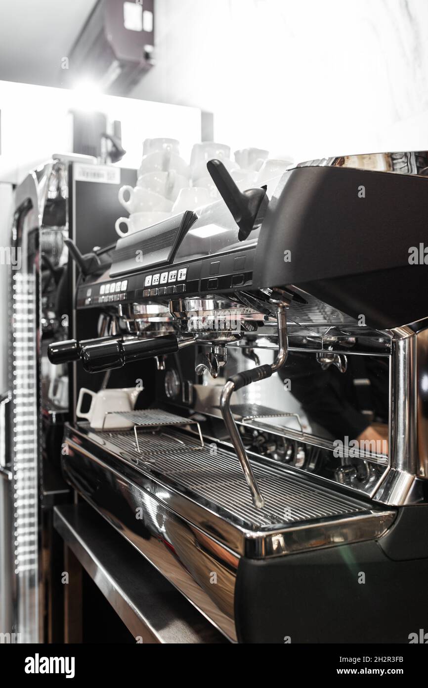 Making slow motion coffee hi-res stock photography and images - Alamy