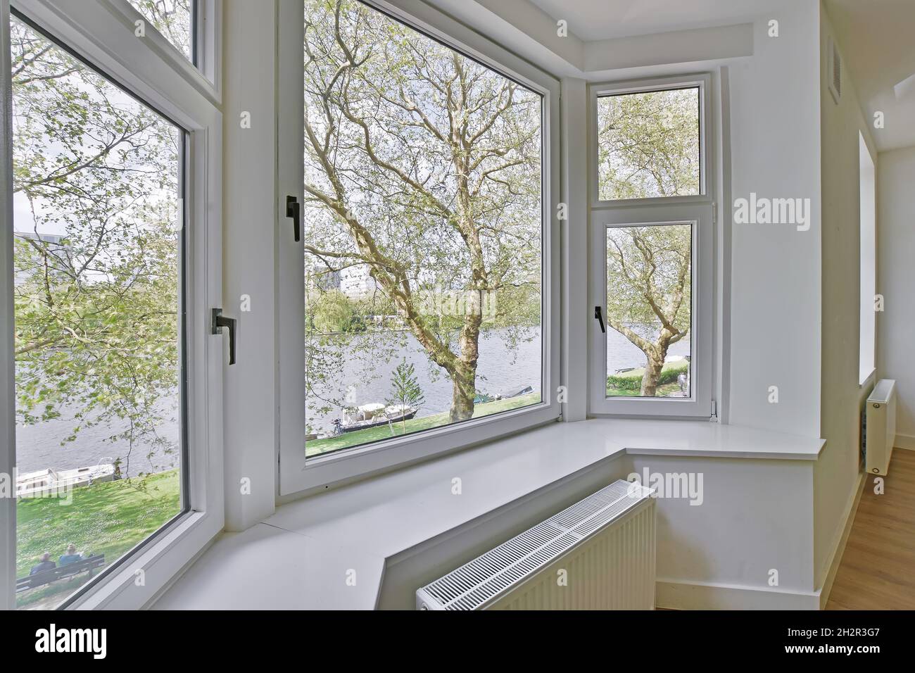 Beautiful window design in a modern house Stock Photo - Alamy
