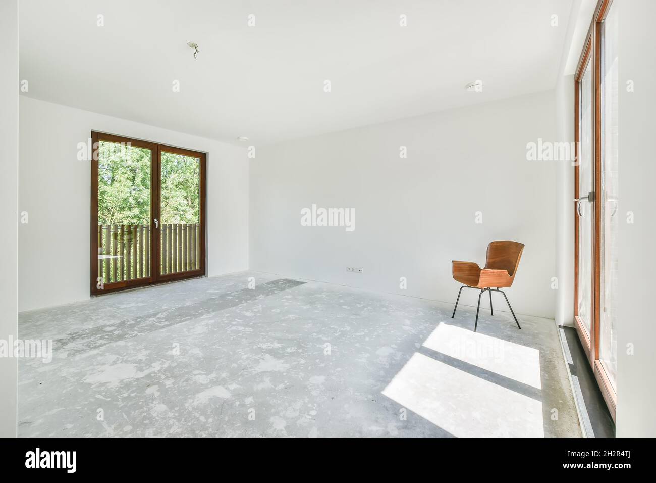Bright interior design of a luxury house Stock Photo - Alamy