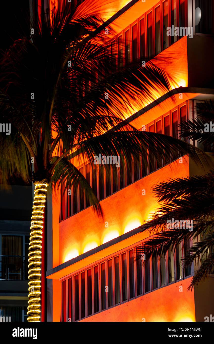 Miami Beach scene at midnight Stock Photo - Alamy