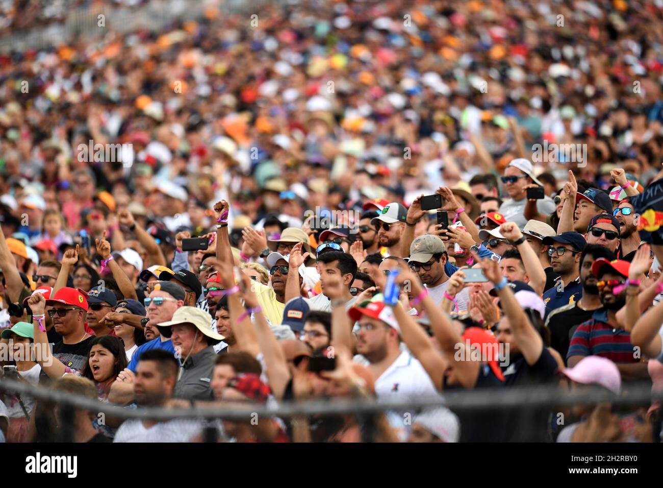 United states grand prix fans 2021 hi-res stock photography and images ...