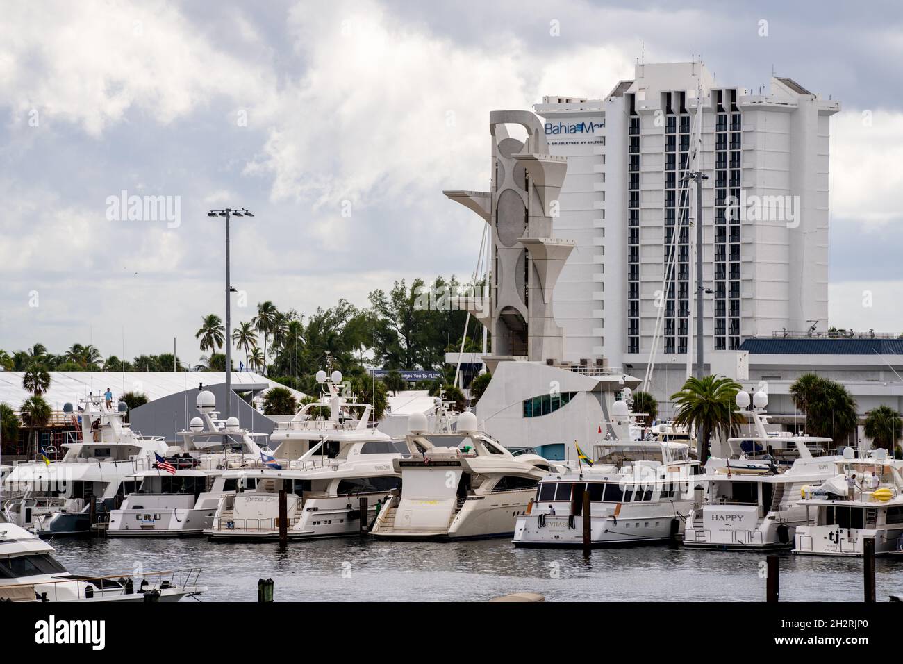 Fort lauderdale fl boat show hi-res stock photography and images - Alamy